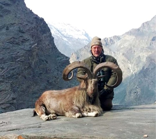 Italian hunts highest-rated Astore Markhor - Newspaper - DAWN.COM