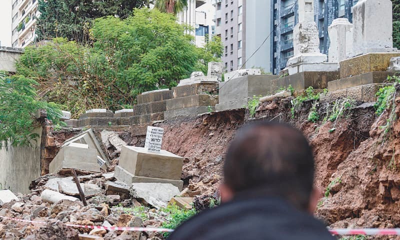 Beirut floodwaters sweep away Jewish graves - World - DAWN.COM