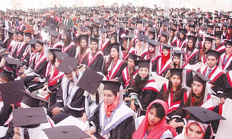 Girl students top in all KU faculties - Pakistan - DAWN.COM