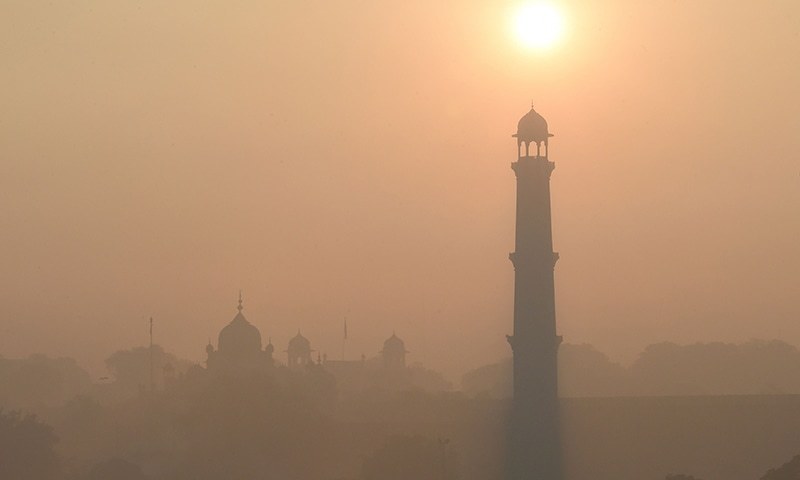 With purifiers and lawsuits, Pakistanis fight back against smog ...
