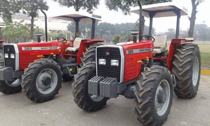 Tractor sales plunge 40pc - Business - DAWN.COM