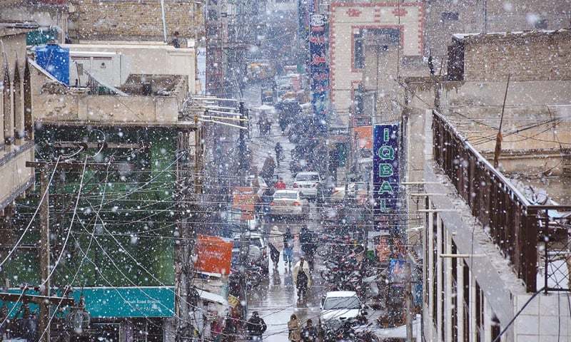 12 injured as heavy rain, snowfall batter Balochistan - Pakistan - DAWN.COM