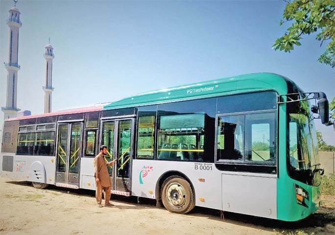 Peshawar BRT won’t be costlier than Lahore Metro, claims KP minister ...