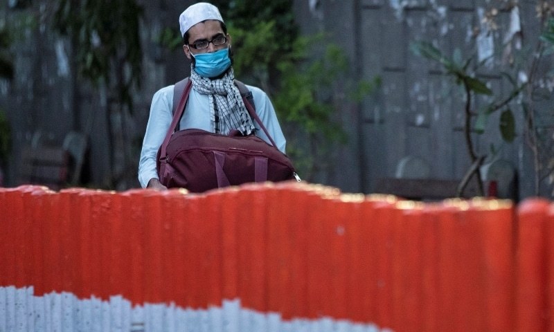 Lockdown leaves millions without jobs in India - World - DAWN.COM