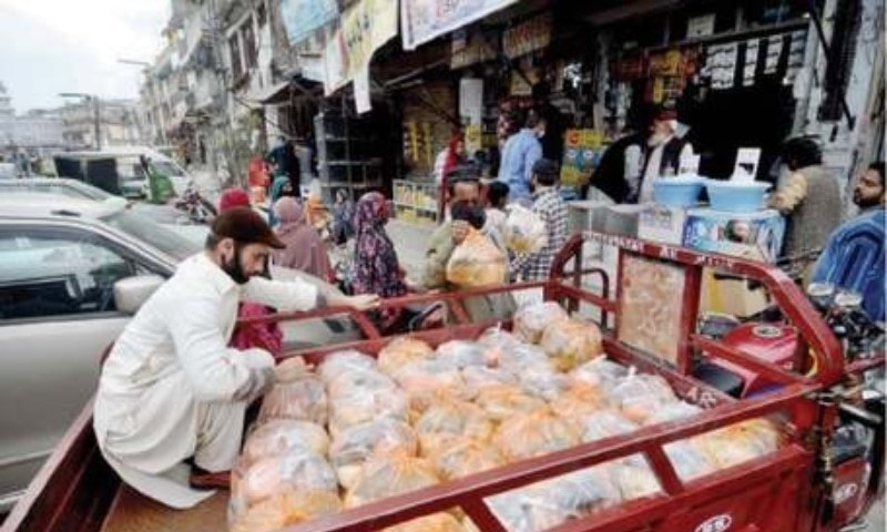 Organisations donate food to workers rendered jobless by lockdown ...