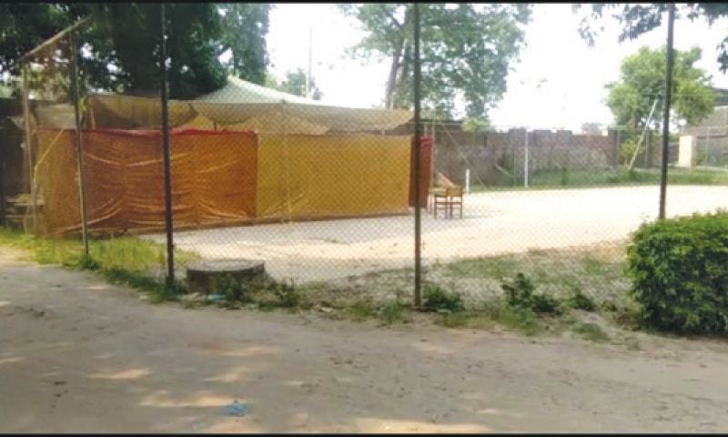Open-air jail for face mask violators in Daska - Pakistan - DAWN.COM