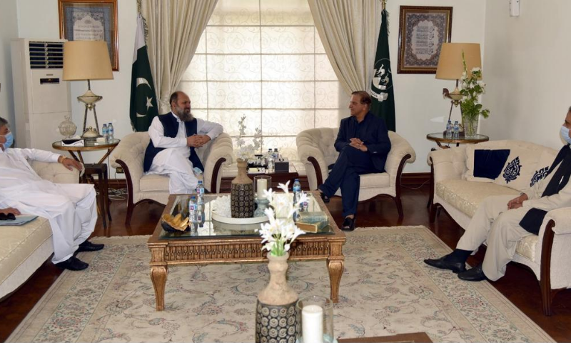 Official sees early completion of Kachhi canal work - Pakistan - DAWN.COM