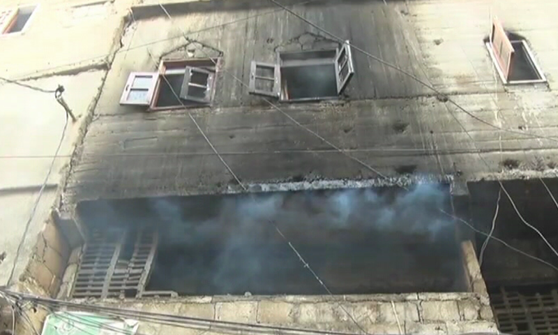 4 killed, 8 injured after building catches fire in Karachi's Hijrat ...