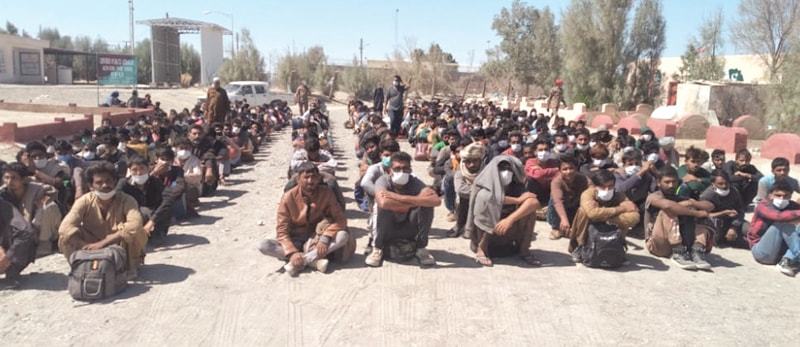 Illegal migration via Taftan border on the rise - Pakistan - DAWN.COM