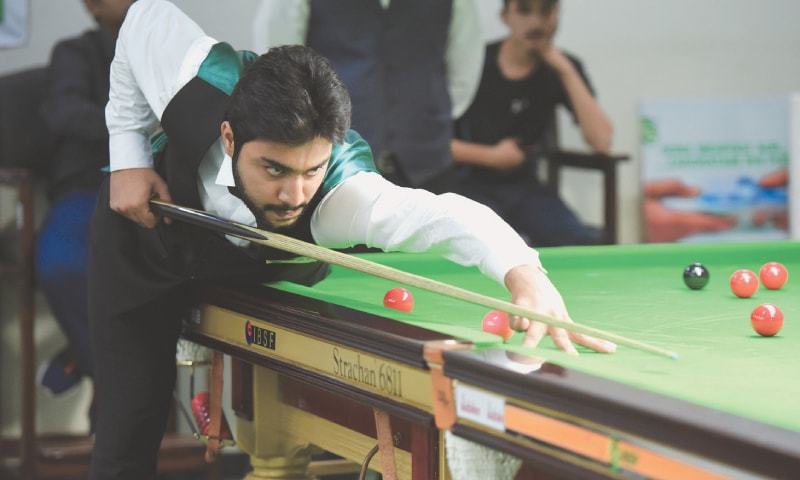 Haris sets up final showdown with Sajjad - Sport - DAWN.COM