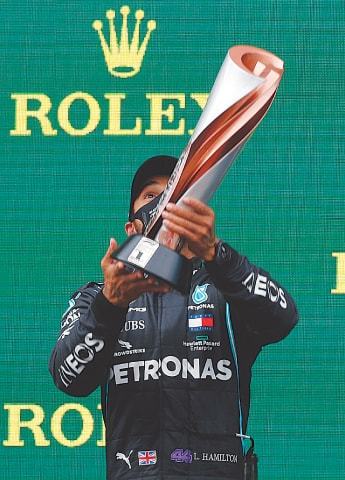 Hamilton wins record-equalling seventh F1 world title with Turkish GP ...