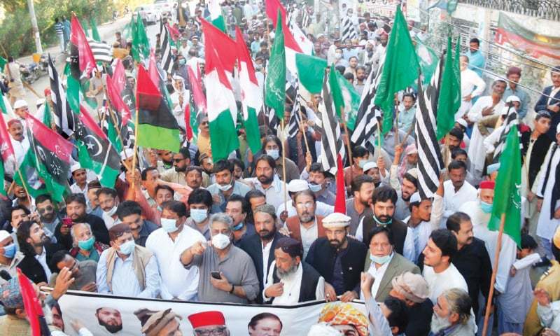 Protests held in several Sindh cities against crackdown on PDM leaders ...