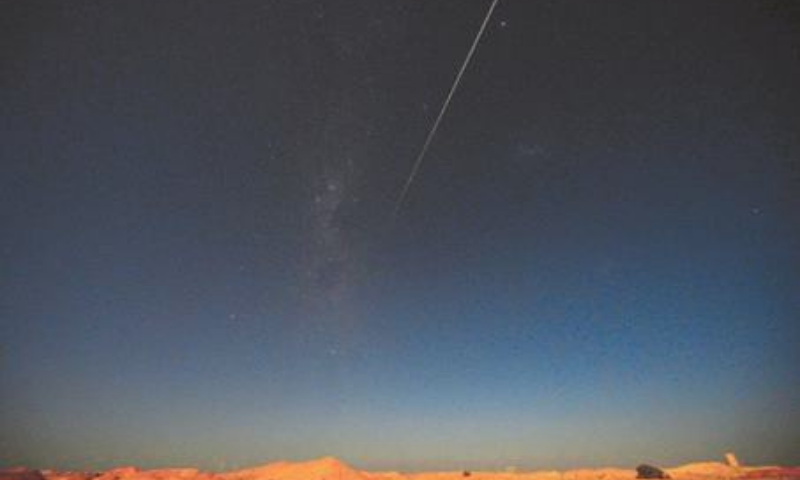 Scientists hail arrival of asteroid dust - Tech - DAWN.COM