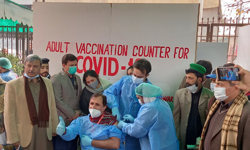 Covid vaccination made easier for health workers in KP - Pakistan ...