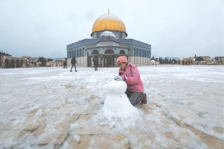 Snow covers sites holy to Islam, Judaism, Christianity in Jerusalem ...