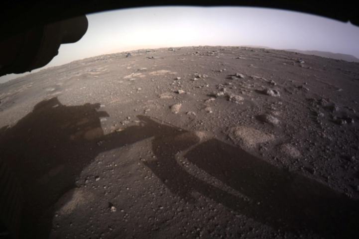 'Something we've never seen': Mars rover beams back selfie from moment ...