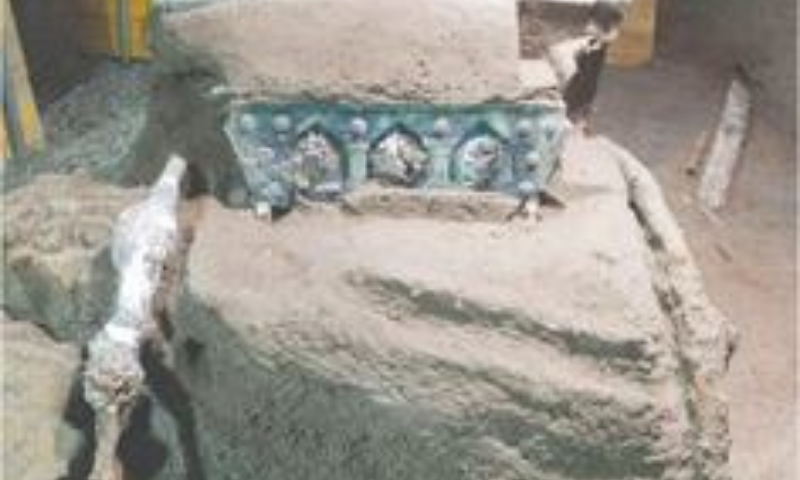 Roman chariot unearthed ‘almost intact’ near Pompeii - World - DAWN.COM
