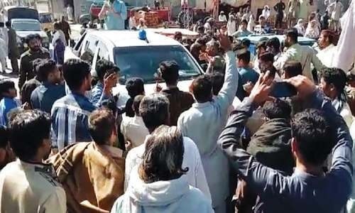 ‘Peanuts for Riverfront land’: farmers attack revenue team in Lahore ...