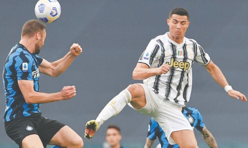 Juve win Inter thriller to keep alive CL bid, Atalanta qualify ...