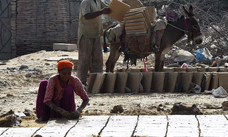 Pakistan lags behind neighbours in labour rights index - Business ...