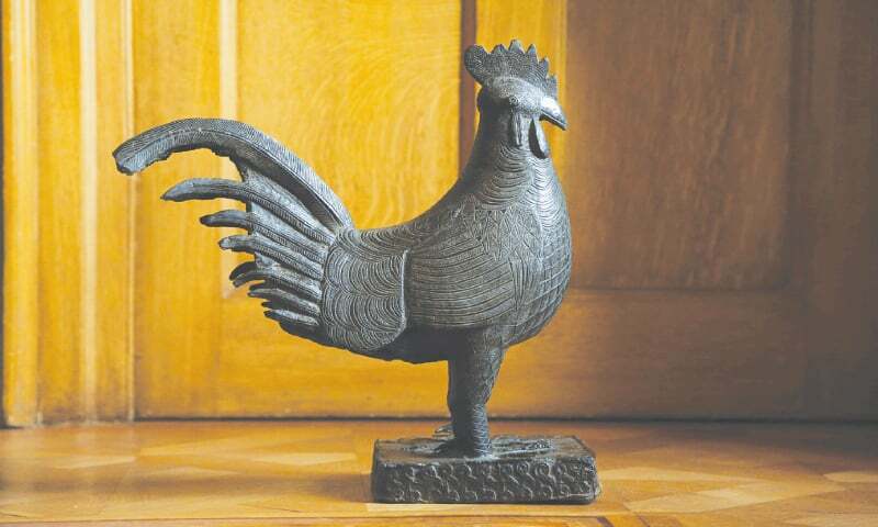 Cambridge college hands over looted African bronze - World - DAWN.COM