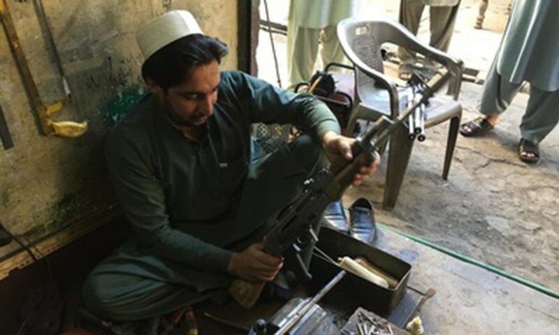 POF promises Darra gunsmiths training, raw material - Pakistan - DAWN.COM