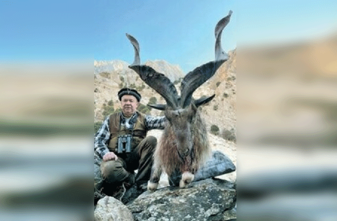 Russian hunts Kashmir Markhor in Lower Chitral - Pakistan - DAWN.COM