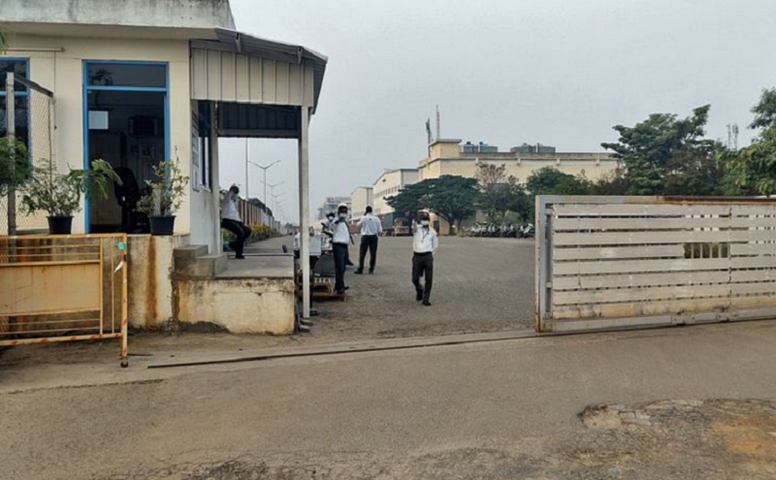 Apple puts India iPhone plant 'on probation' after mass food poisoning ...