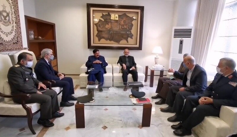 Pak-Iran border one of peace and friendship, says PM Imran in meeting ...