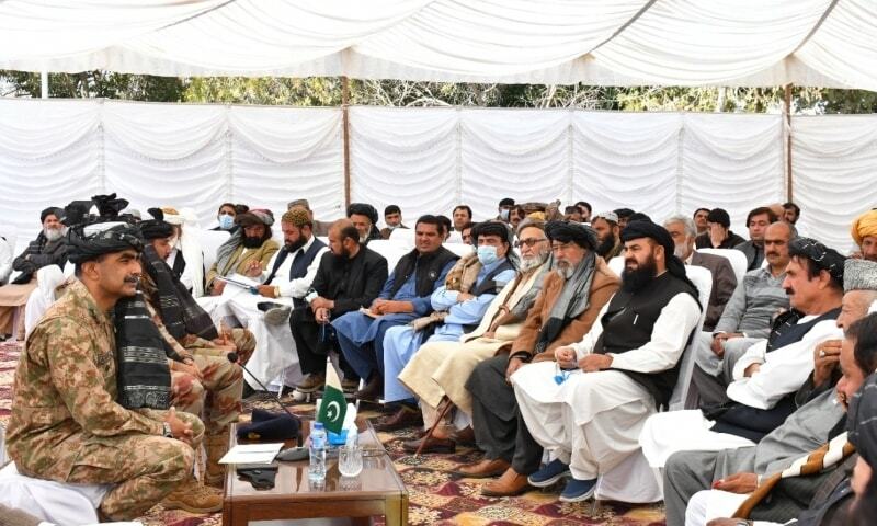 Corps commander attends tribal jirga in Pishin - Pakistan - DAWN.COM