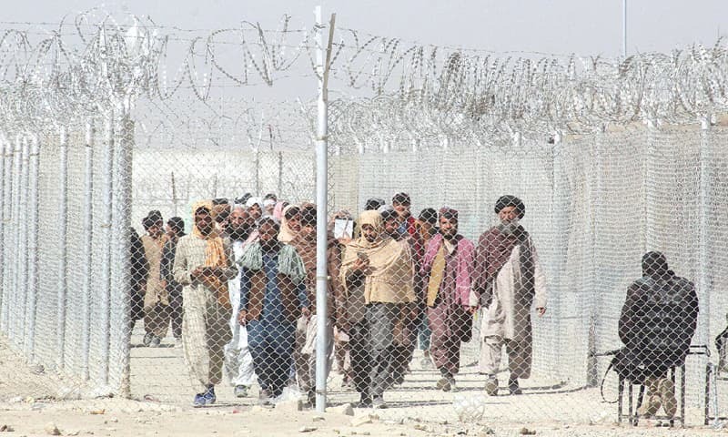 Pak-Afghan trade activities resume as Chaman border reopens - Pakistan ...