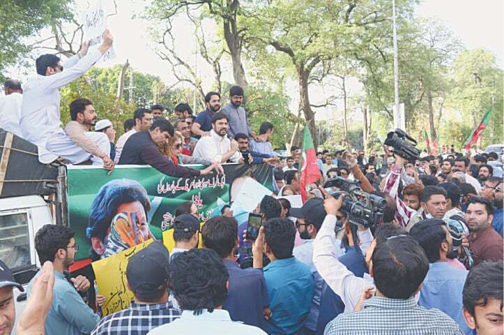 PTI workers protest, besiege Lahore hotel housing party ‘traitors ...