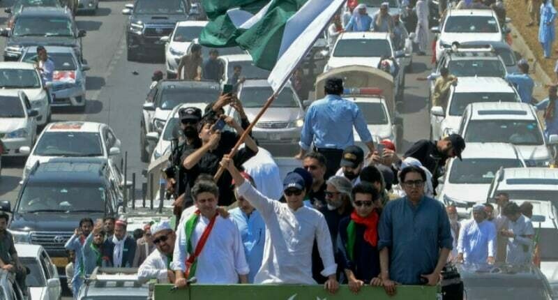 PTI team ‘fails’ to turn up for talks - Newspaper - DAWN.COM