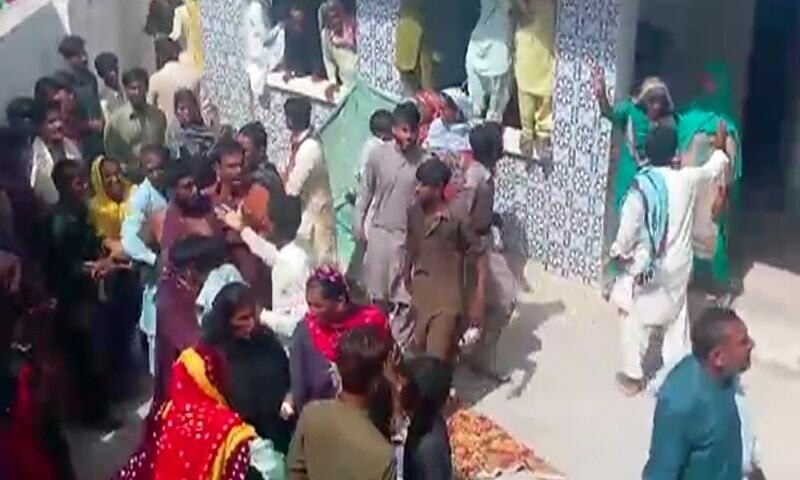 2 dead, at least a dozen injured as violence mars Sindh local govt ...