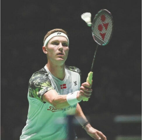 Axelsen claims second world badminton title - Newspaper - DAWN.COM