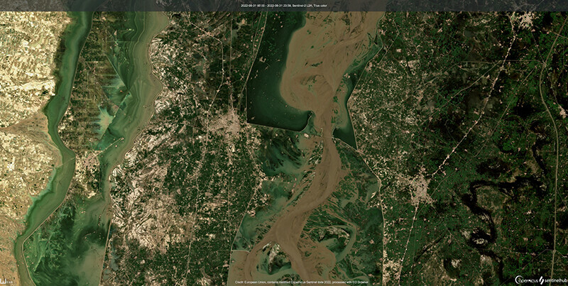 Water level rising in Dadu as death toll from devastating floods ...