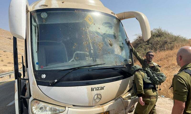 Five Israeli soldiers, driver injured as Palestinians attack bus ...