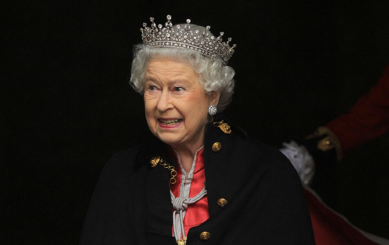 In pictures: Elizabeth II — A queen for the world - World - DAWN.COM