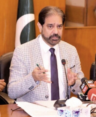 Looking at the future with hope - Newspaper - DAWN.COM