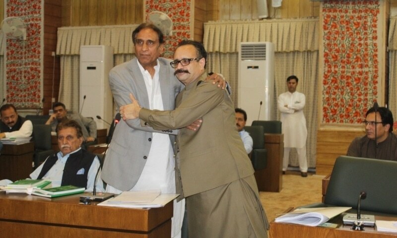 AJK govt and opposition mend fences after premier offers apology ...