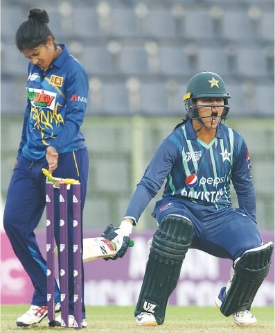 Omaima stars as Pakistan beat SL to end league round on a high ...