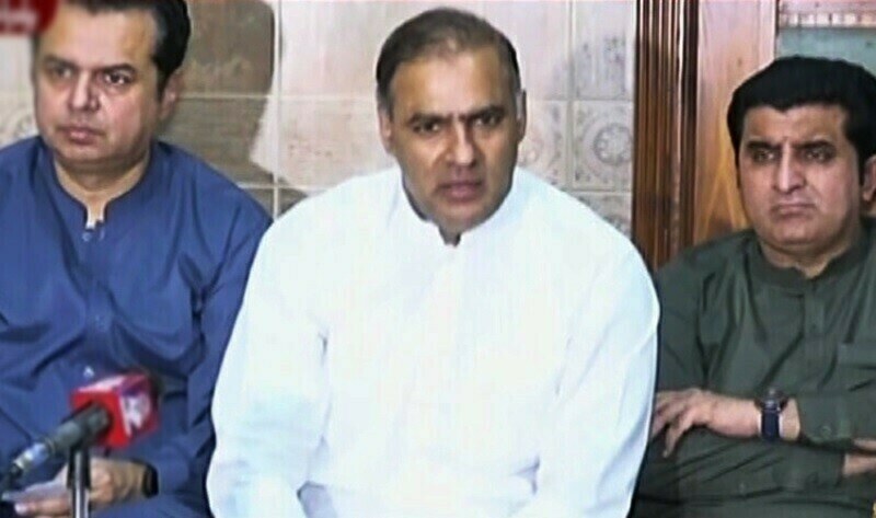 PML-N's Abid Sher Ali booked for beating PTI worker - Pakistan - DAWN.COM