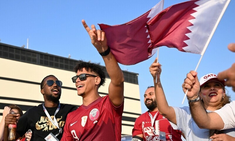 World Cup gets underway with stakes high for host Qatar - World - DAWN.COM