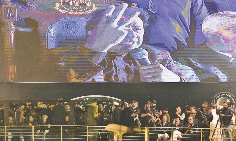 PTI chief springs his surprise, vows to quit assemblies - Pakistan ...