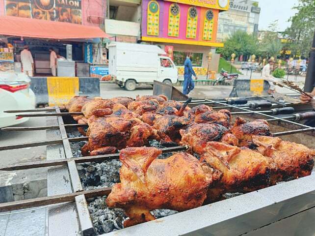 EPICURIOUS: SHAWARMA FROM THE SOURCE - Newspaper - DAWN.COM