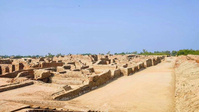 Rediscovering the magic of Mohenjo-Daro - Pakistan - DAWN.COM