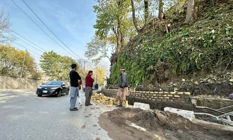 Beautification work begins in Muzaffarabad - Newspaper - DAWN.COM