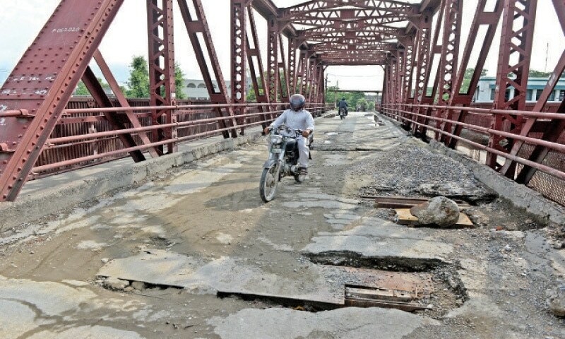 RCB to finally repair 150-year-old bridge at Transit Camp - Pakistan ...