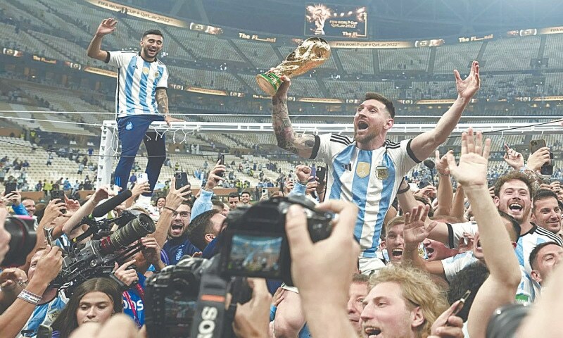 FOOTBALL: THE GREATEST FOOTBALLER OF ALL TIME - Newspaper - DAWN.COM