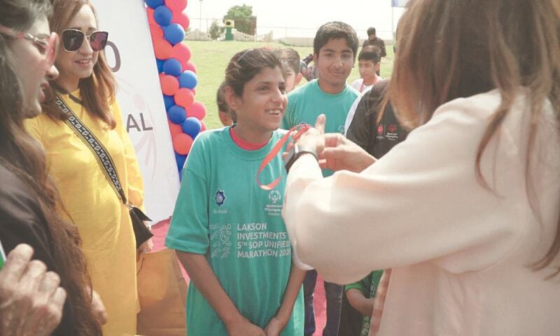 THE ICON REVIEW: CHASING AFTER DREAMS - Newspaper - DAWN.COM